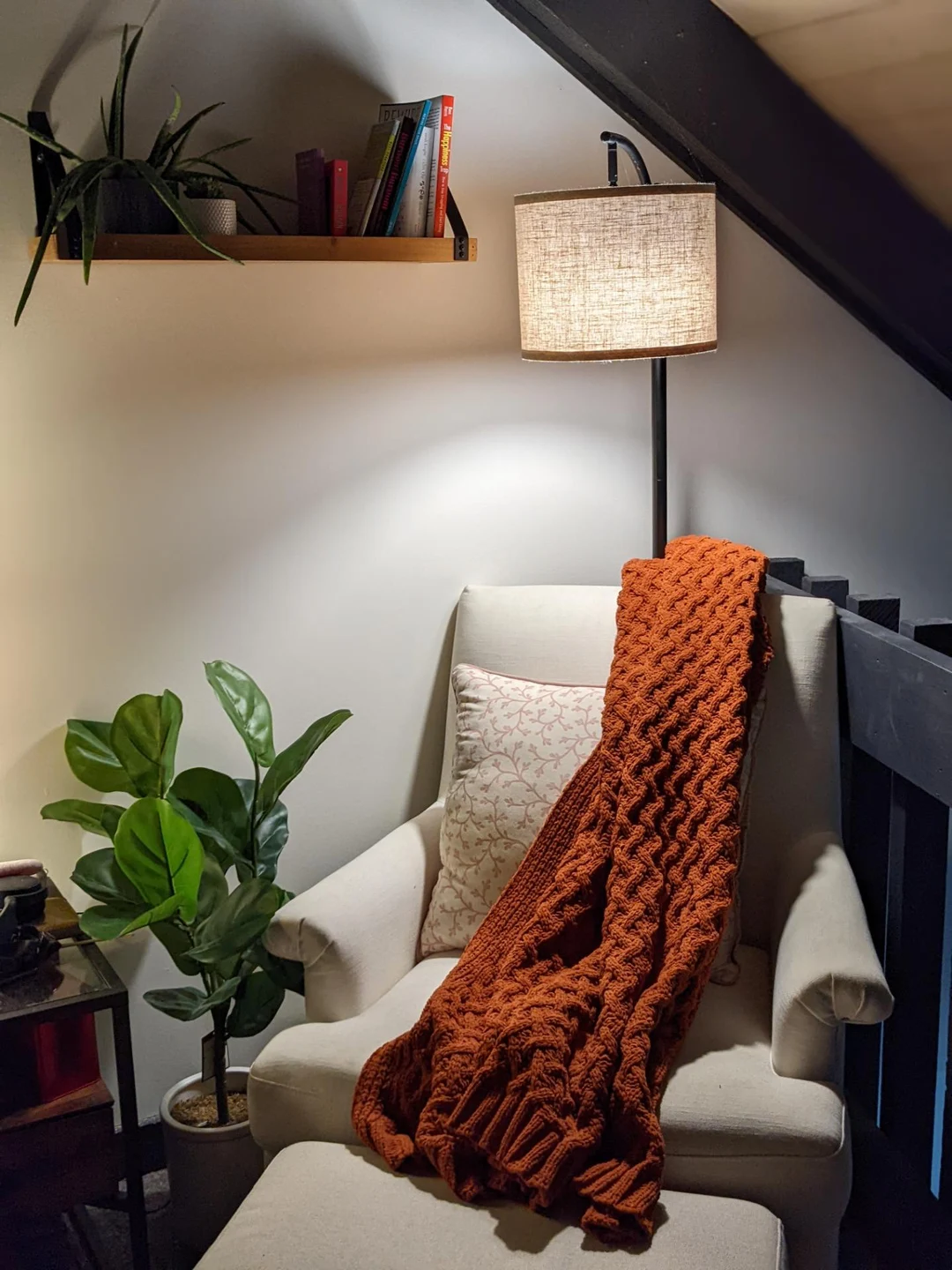My reading corner. | Scrolller