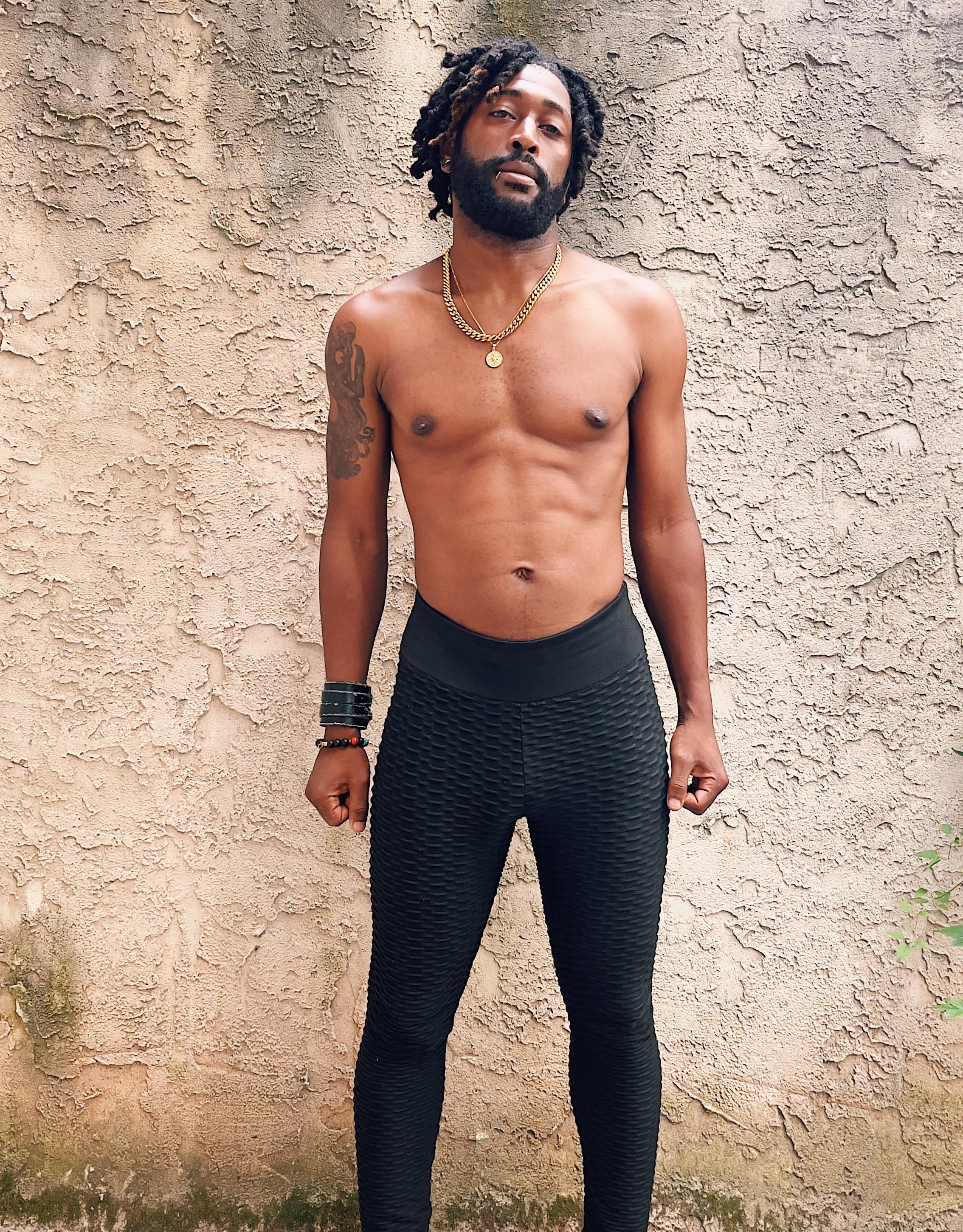 Stand tall, stand proud. | Scrolller