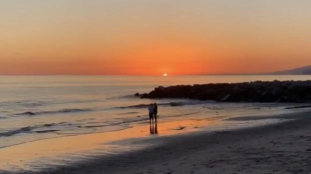 Breathtaking sunset at Malibu beach | Scrolller