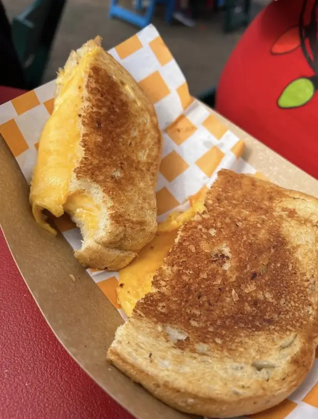 Disney land grilled cheese | Scrolller