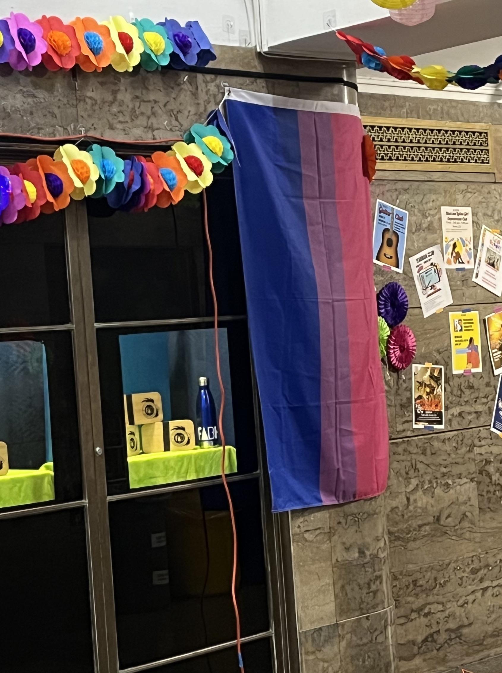 BISEXUAL FLAG AT MY SCHOOL 🤯 | Scrolller