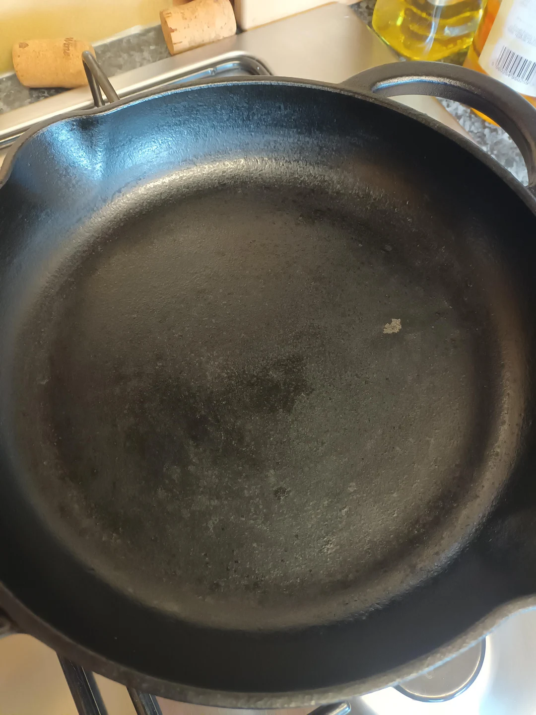 Pan flaking? | Scrolller