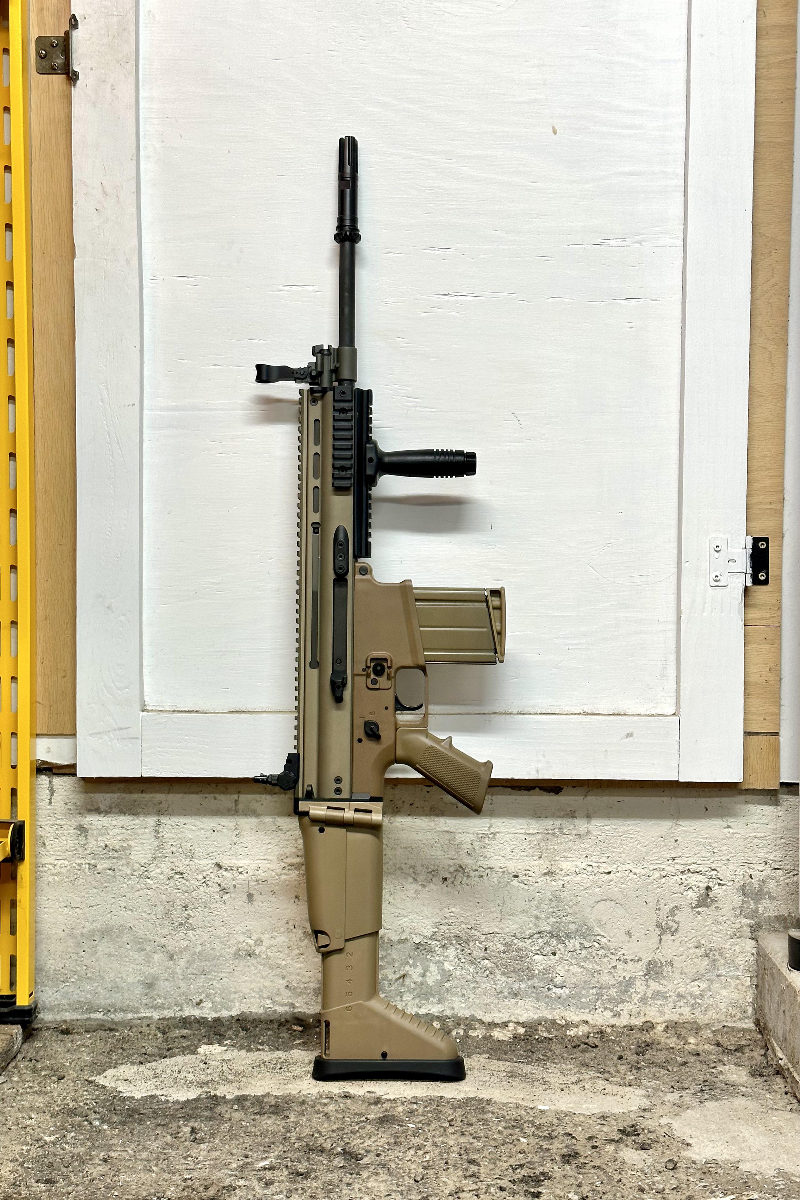 FN SCAR | Scrolller