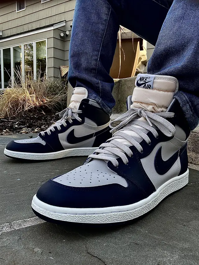 Georgetown ‘85 | Scrolller