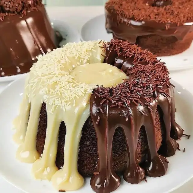 Next level lava cake! | Scrolller