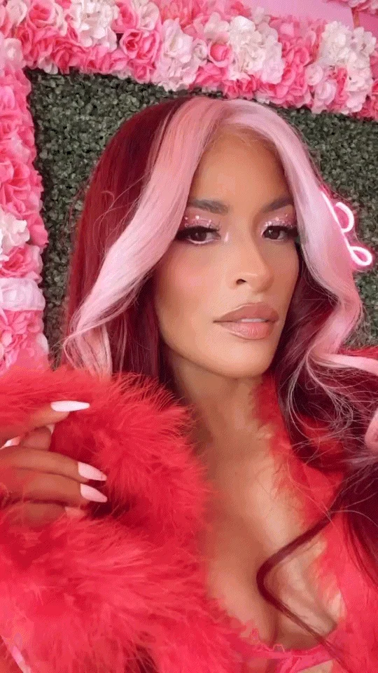 Zelina Vega | Scrolller