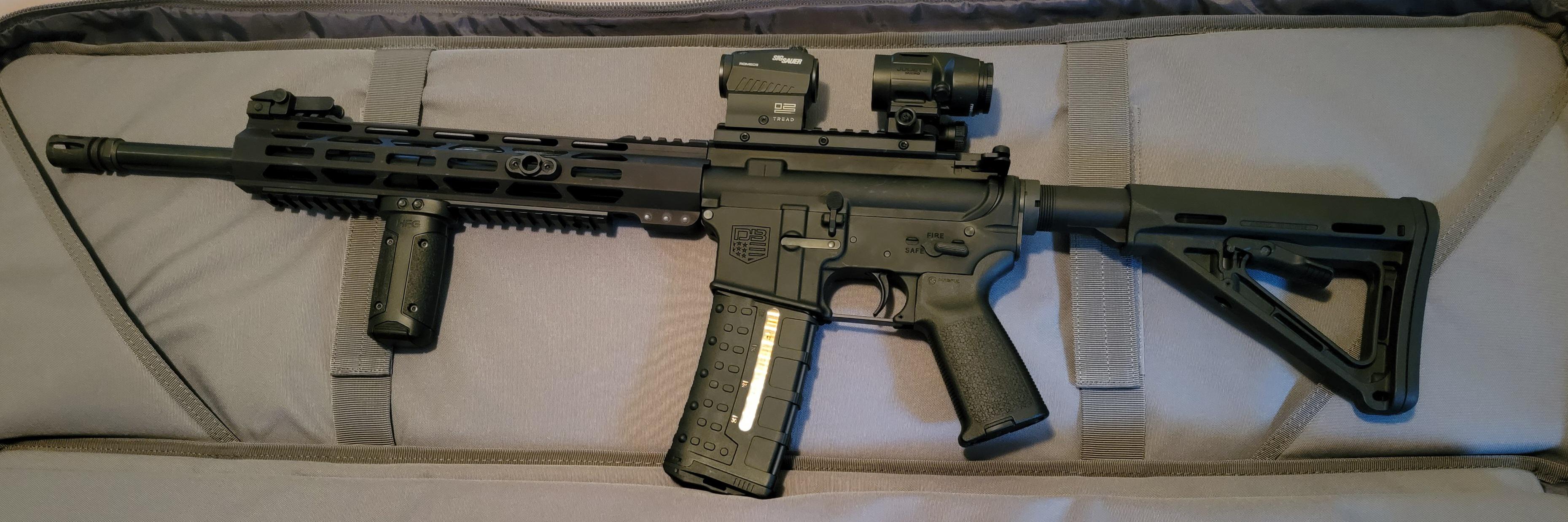 Friday night date with my AR | Scrolller