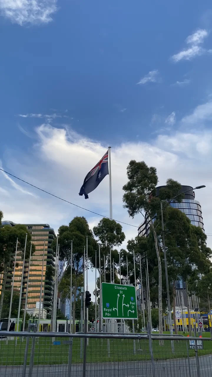 Biggest flag? | Scrolller