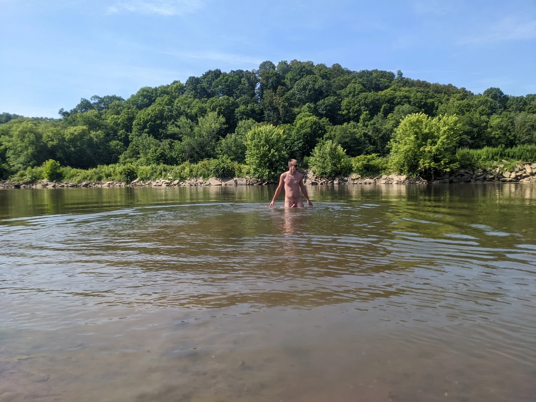 Escaping the heat with a trip to the river | Scrolller