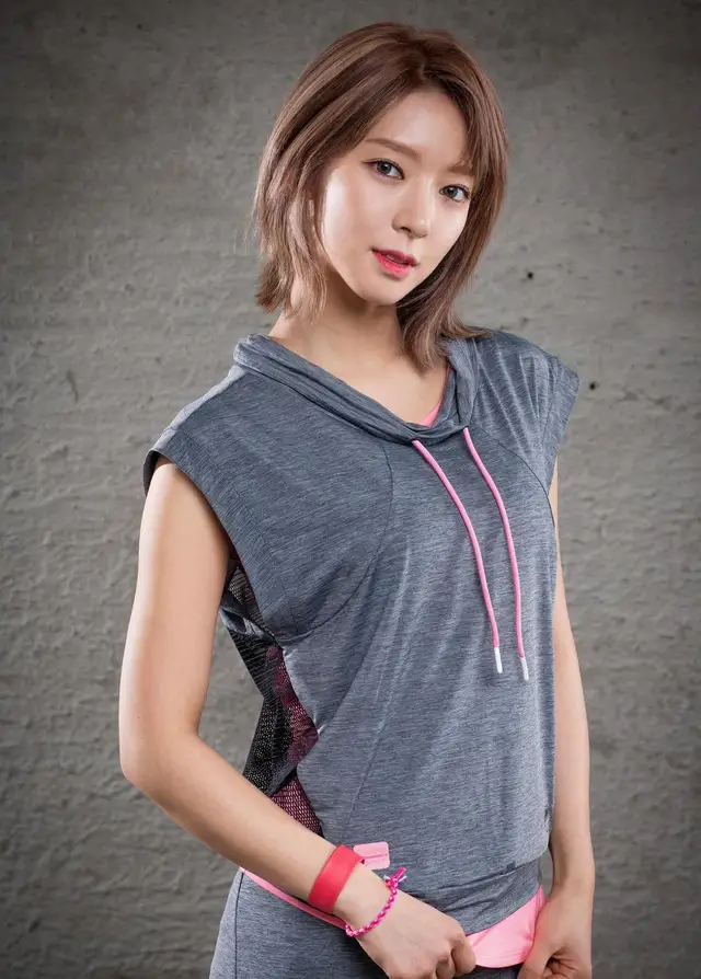 Choa | Scrolller