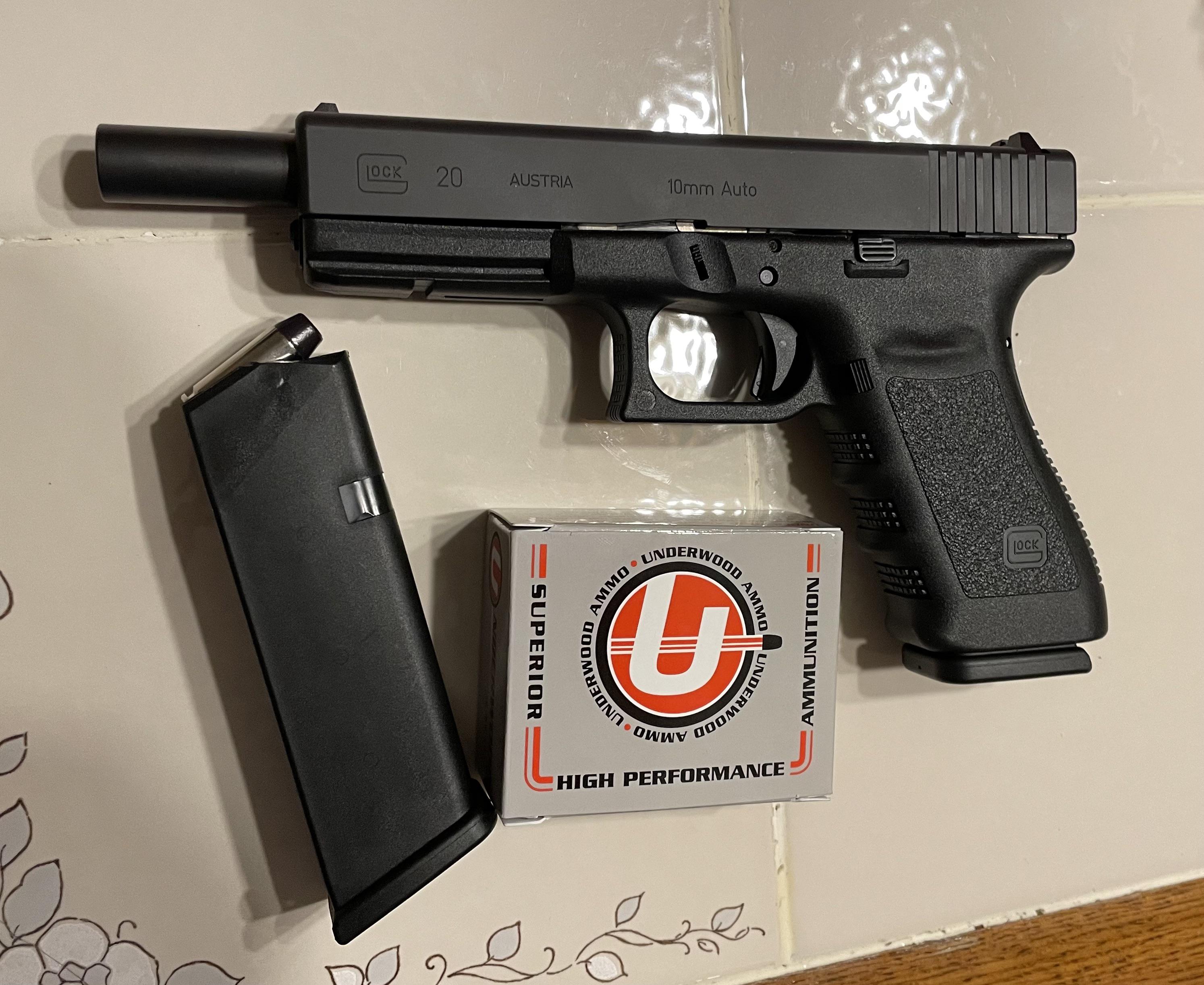 Long Snoot Squatch Gitter | Scrolller