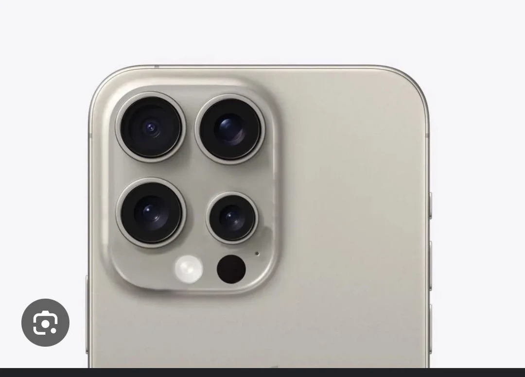 Discover more like Iphone: Anybody wish Apple would put a 4th camera on pro models and standard ...