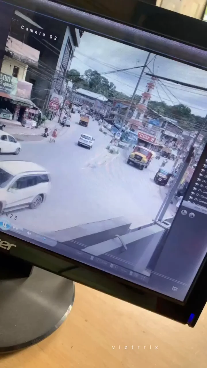 Live accident caught on camera | Scrolller