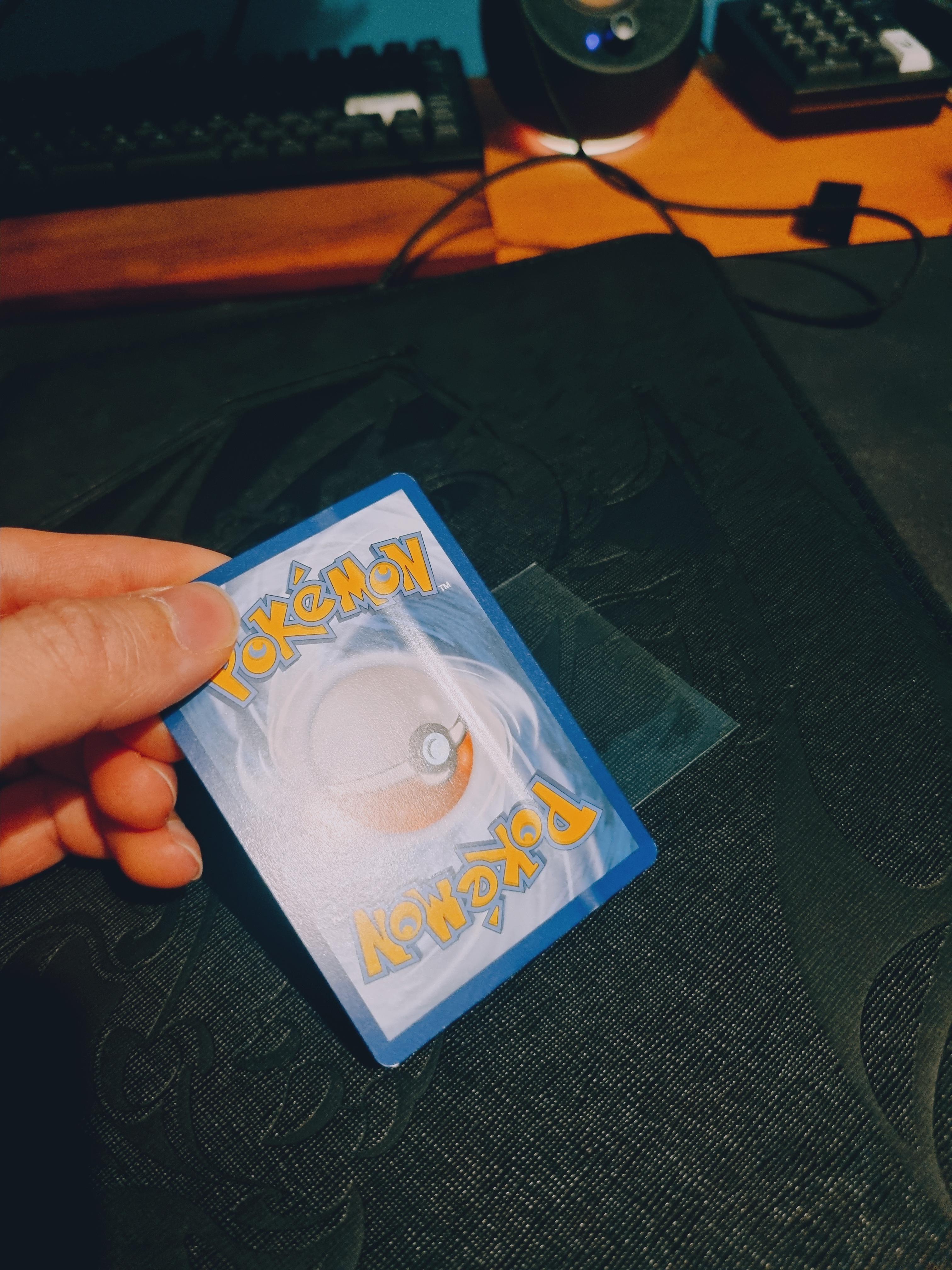 Pulled this bent card | Scrolller