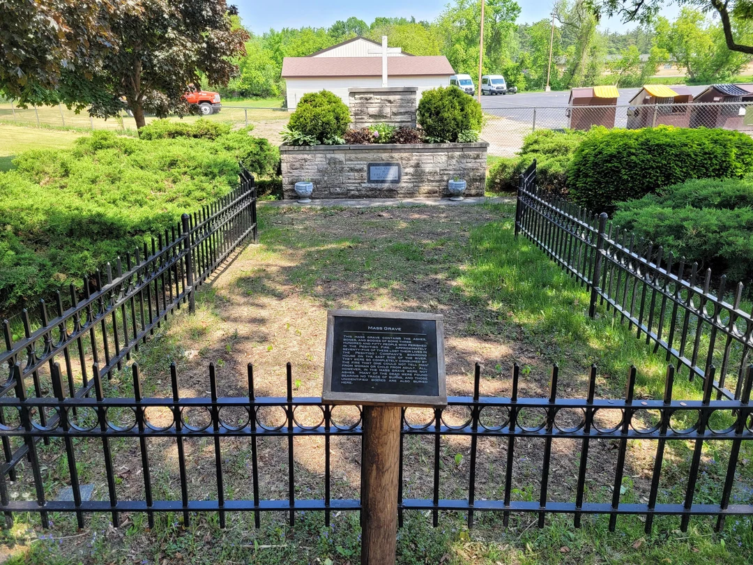 Mass grave from a wildfire | Scrolller