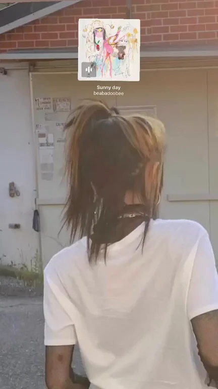 220812 Chaeyoung Instagram Story Update - Chaeyoung vibing | Scrolller