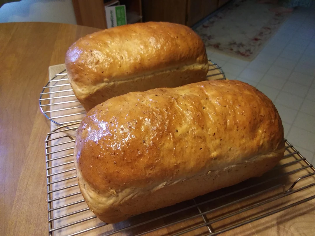 Mom made bread! | Scrolller