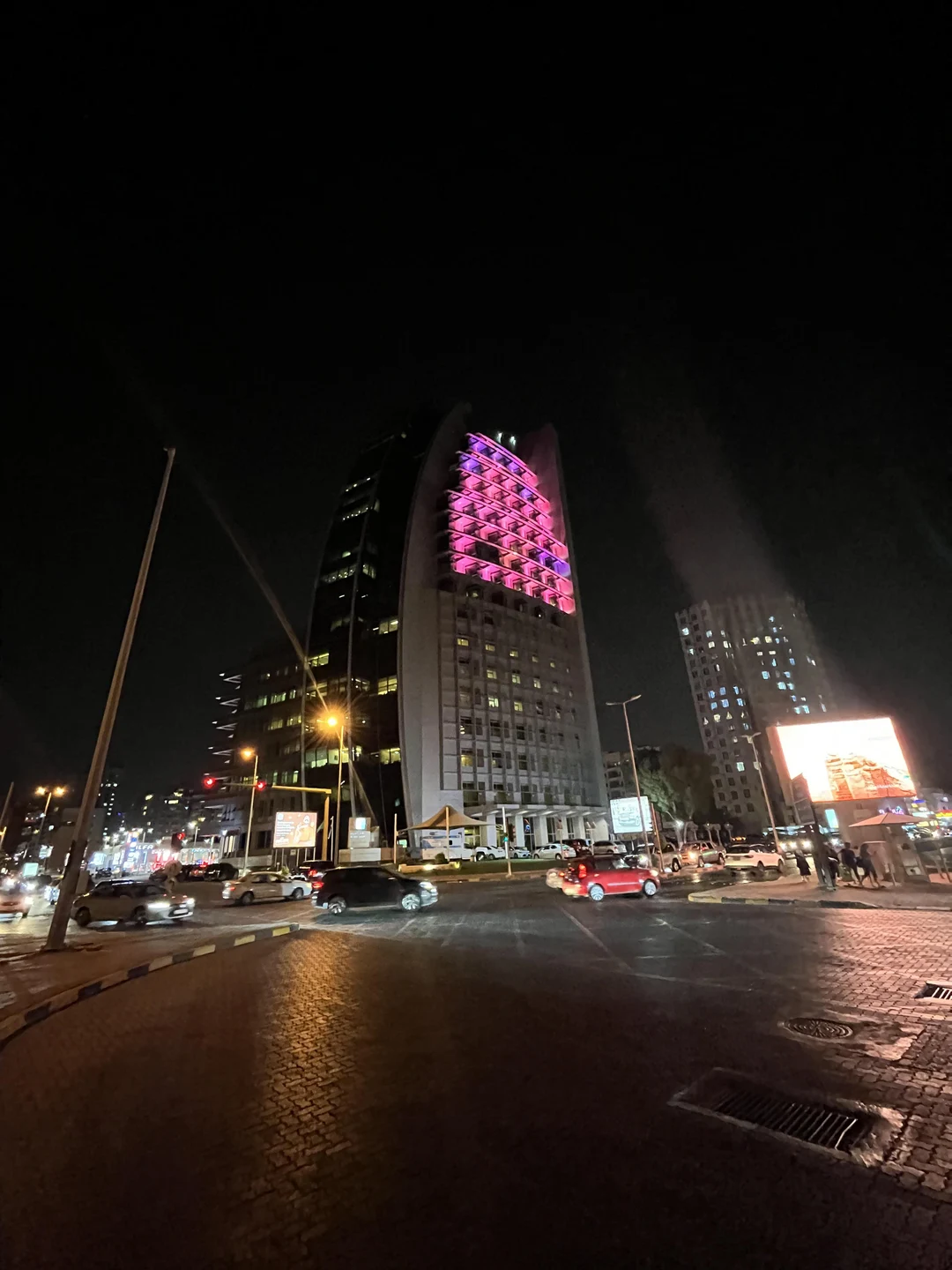 Al Seef Hospital, Kuwait | Scrolller