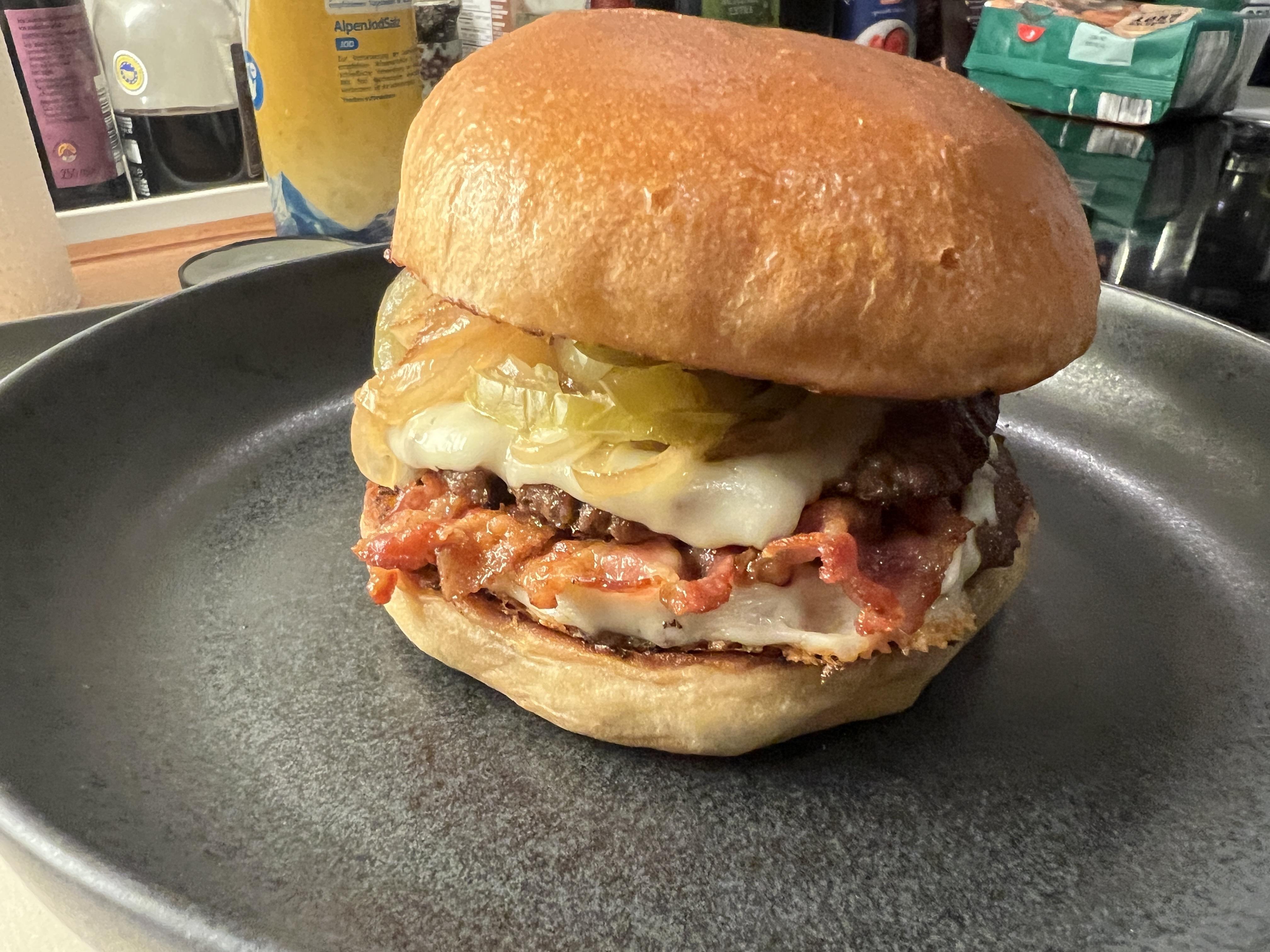 [homemade] Double Cheeseburger | Scrolller