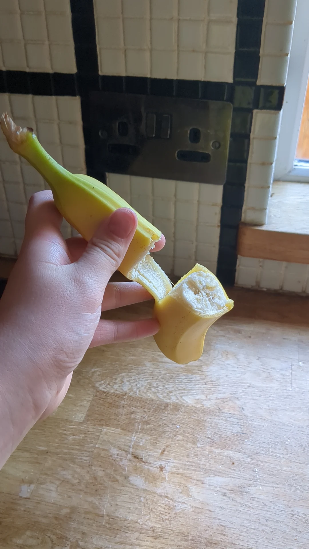 Tried to peel a banana | Scrolller