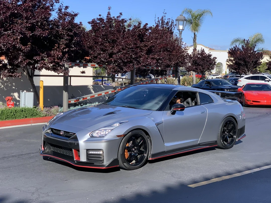 Nissan GTR [4032x3024] | Scrolller