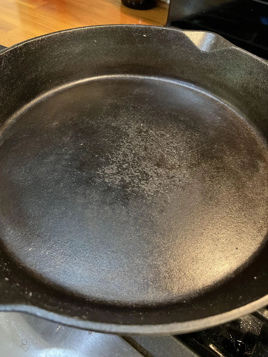 What’s going on in the middle of this pan? | Scrolller