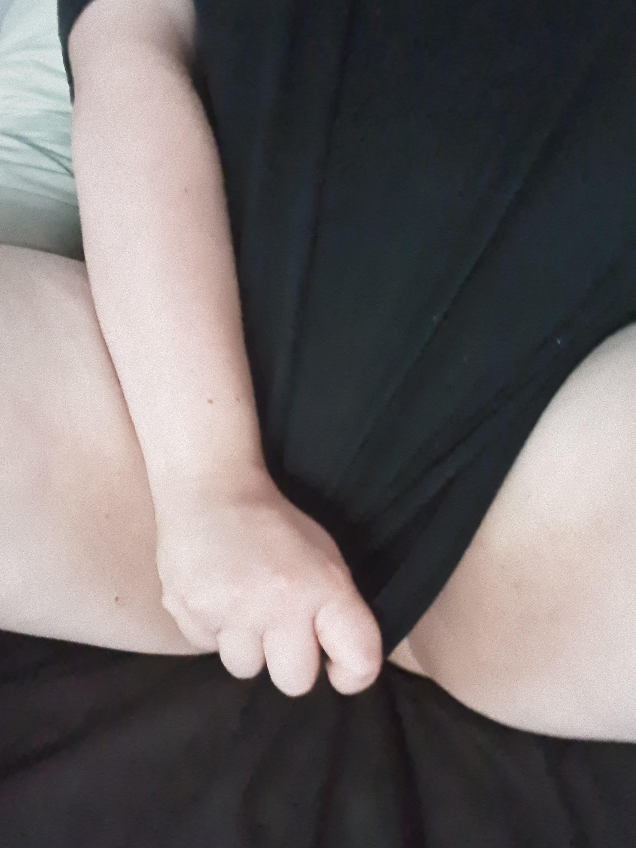 Fine just a little peak | Scrolller