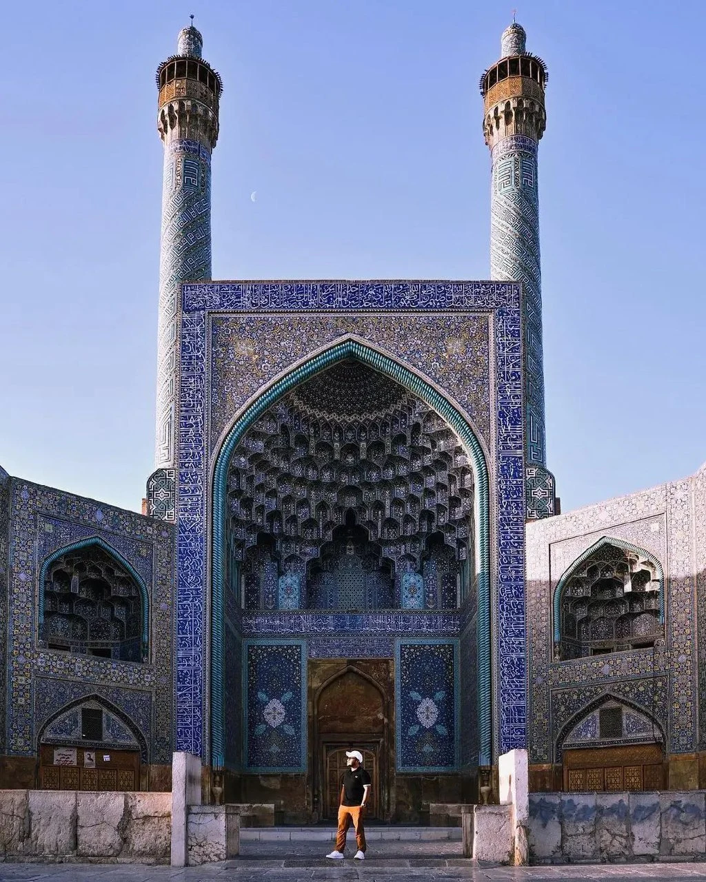 Imam Mosque | Scrolller