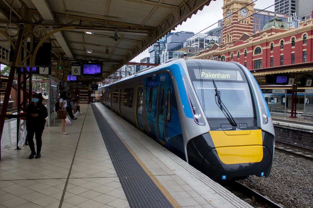 Flinders Street Station, Melbourne | Scrolller