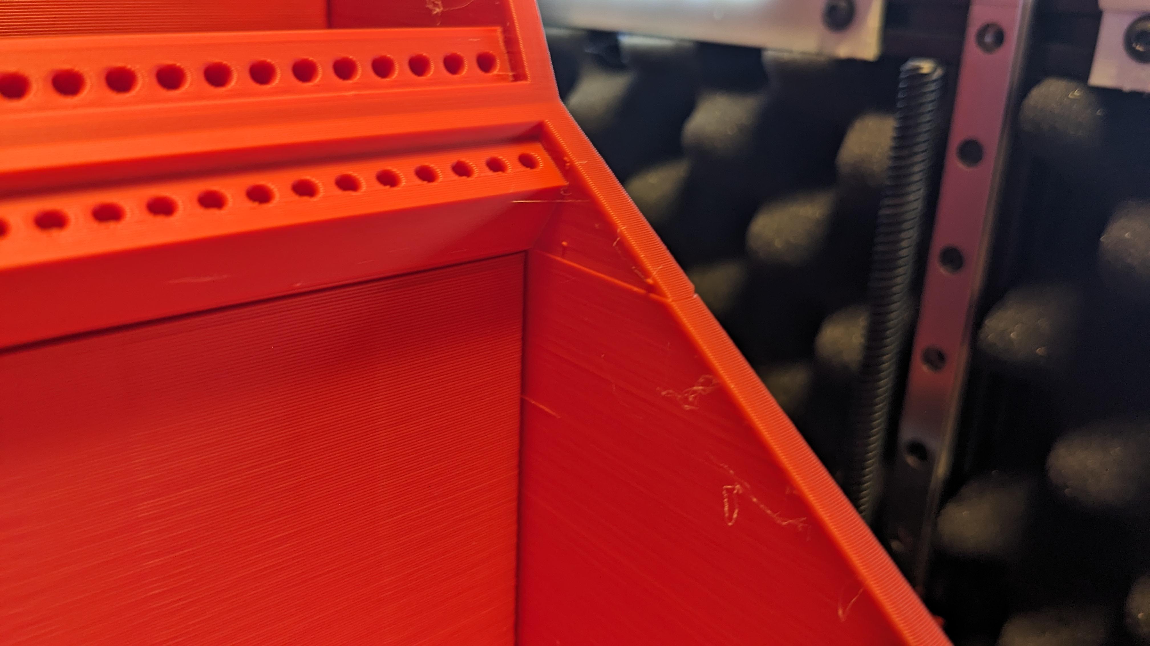 Layer lines on larger geometric changes | Scrolller