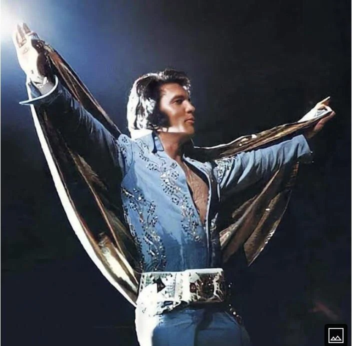Elvis Presley 1972 | Scrolller