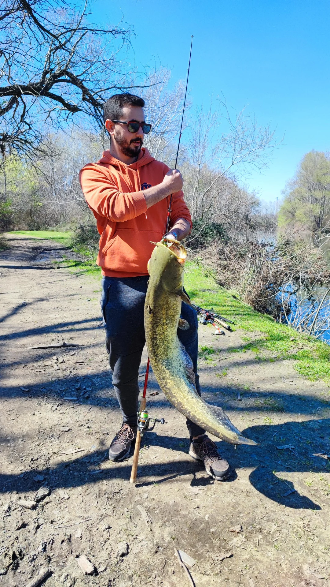 First catfish I've ever caught and it was huge | Scrolller