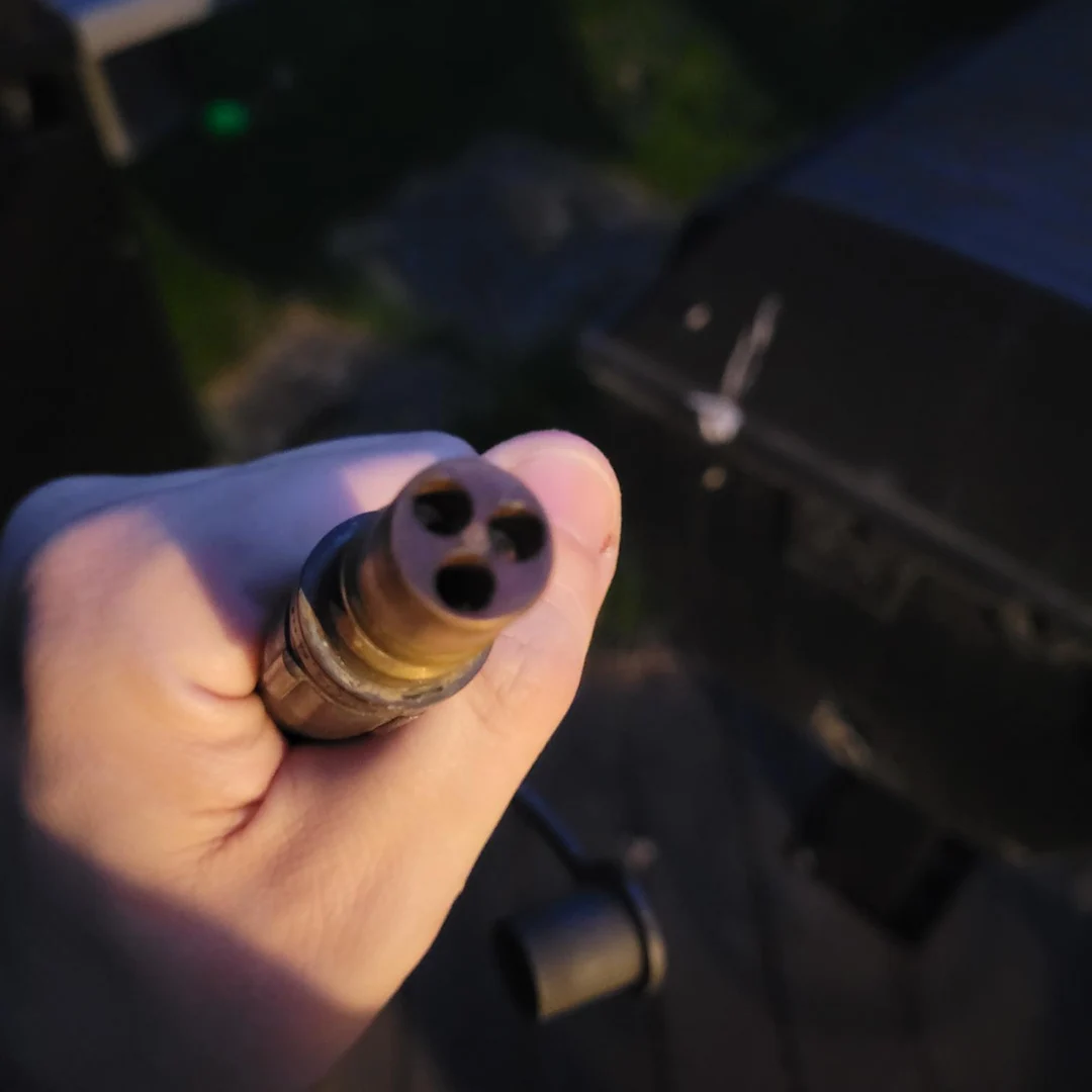 Wierd gas connector on grill | Scrolller