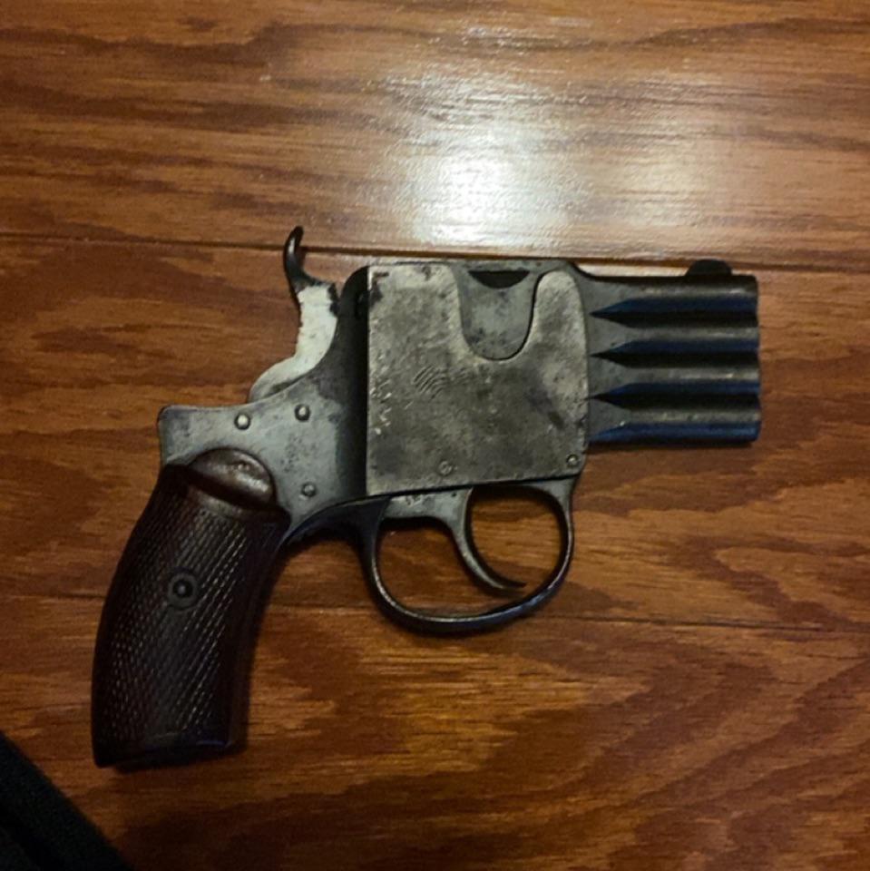 Need help ID this pistol | Scrolller