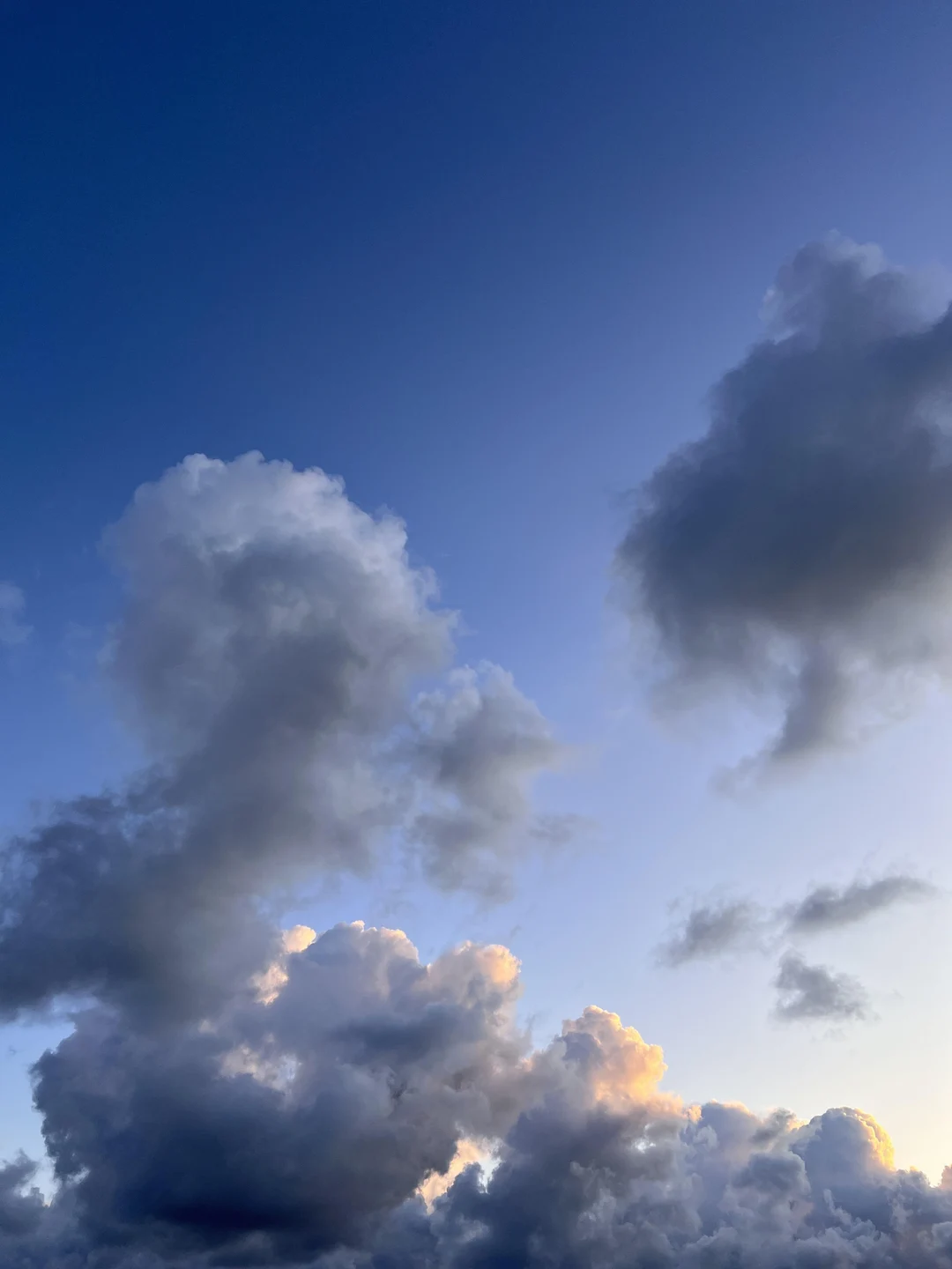 Sunset clouds in Saulkrasti, Latvia | Scrolller