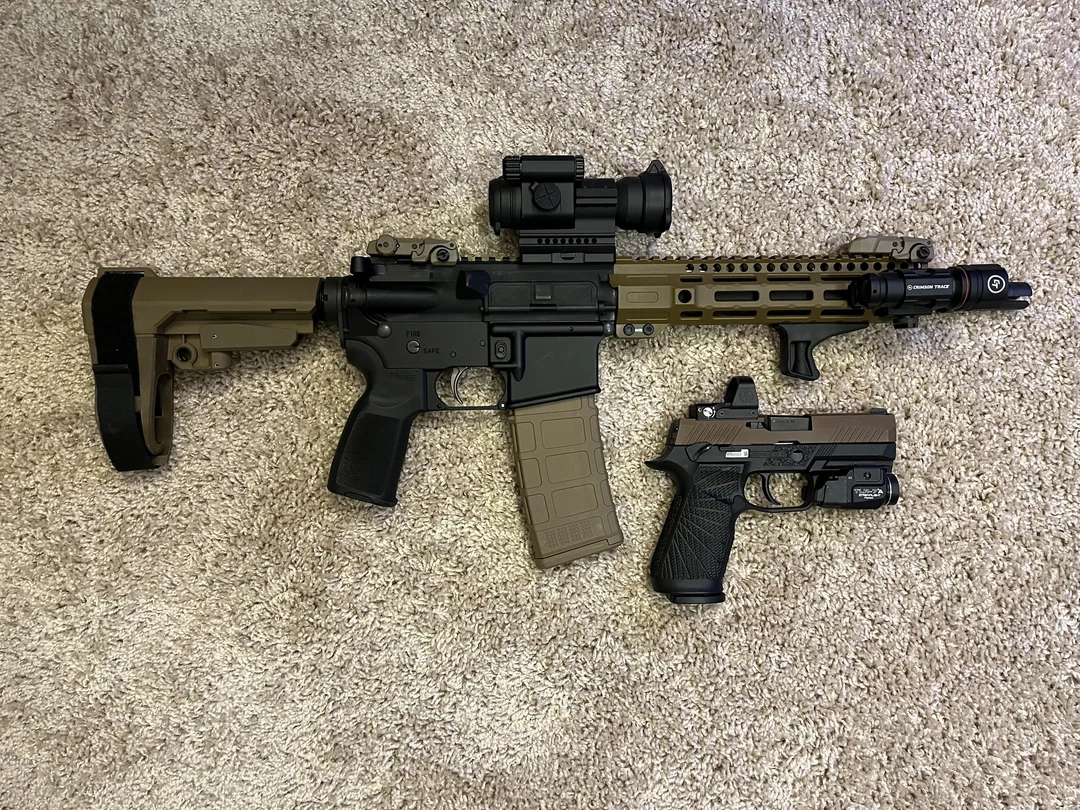 My bedside twins | Scrolller