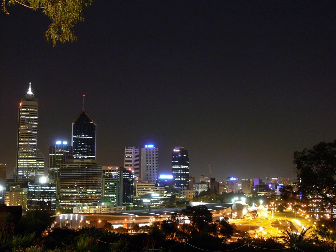 Perth by night | Scrolller