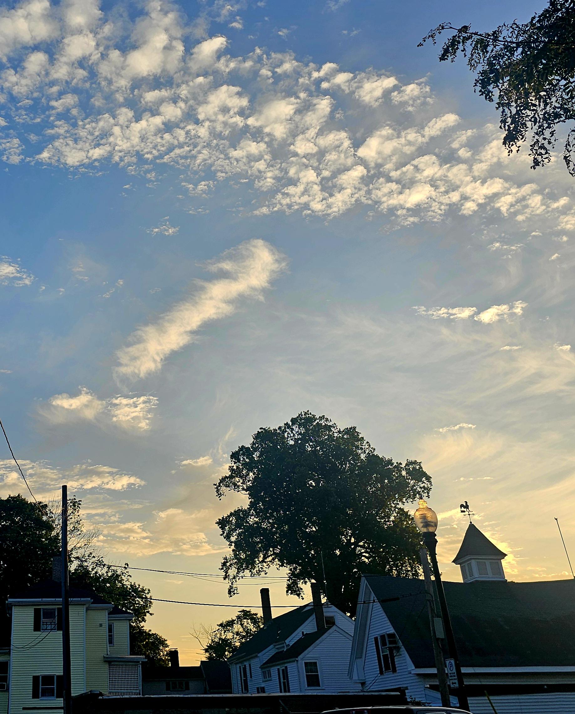 These happy clouds. | Scrolller