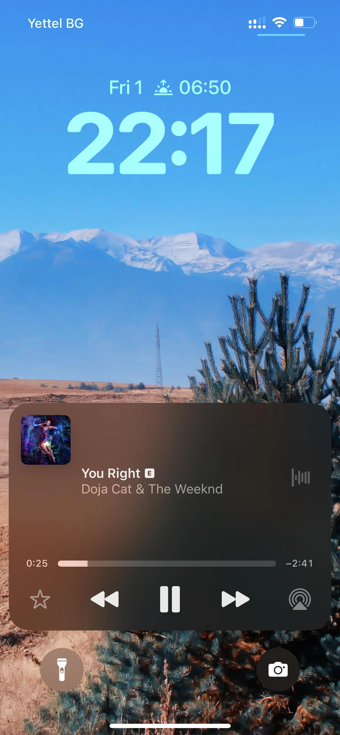 Perfect position for the buttons for one hand, also no bugs, as usual 😂 | Scrolller