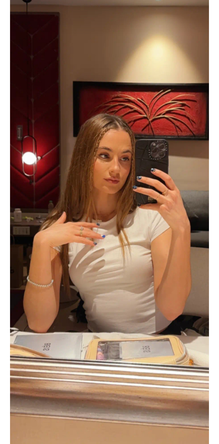 In dubai | Scrolller