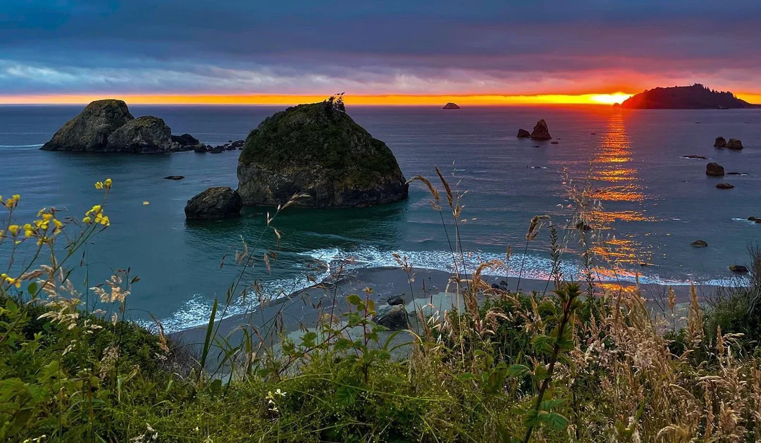 Pacific Ocean sunset. Luffenholtz, California 1440x839 | Scrolller