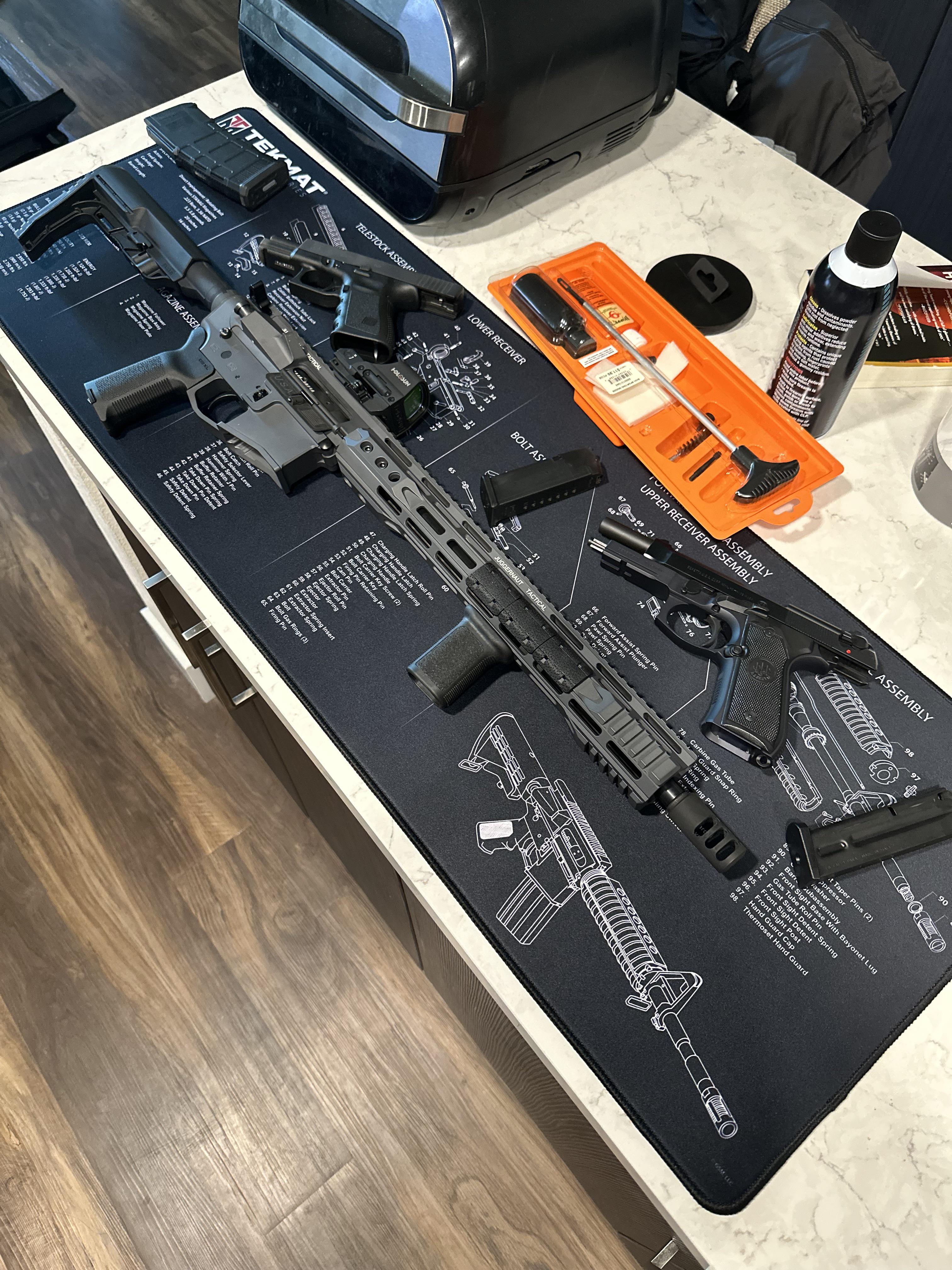 Anyone else actually enjoy the cleaning process? I find it kind of relaxing to break everything ...