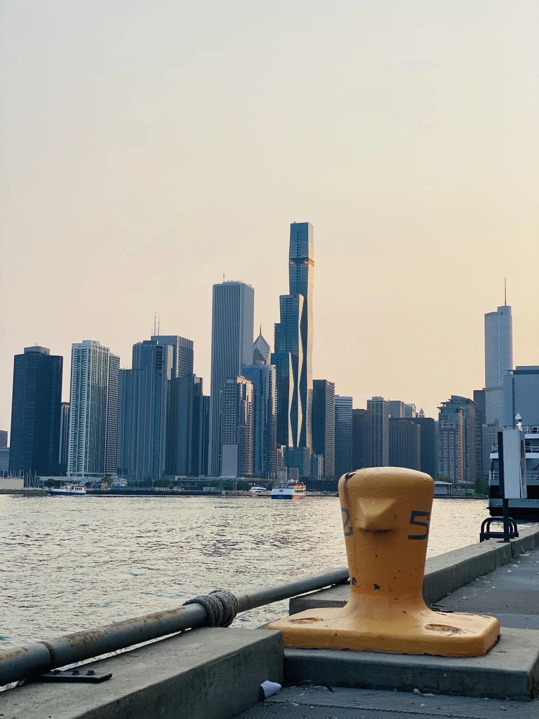 Chicago, IL | Scrolller