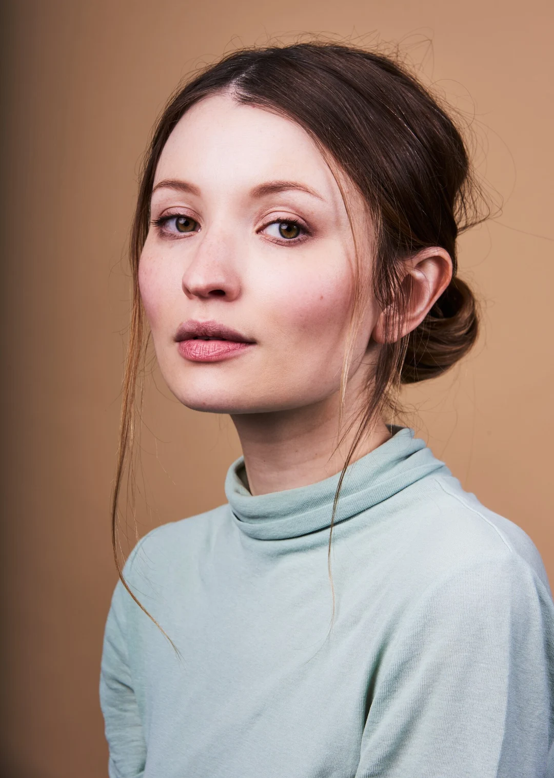 Emily Browning again | Scrolller