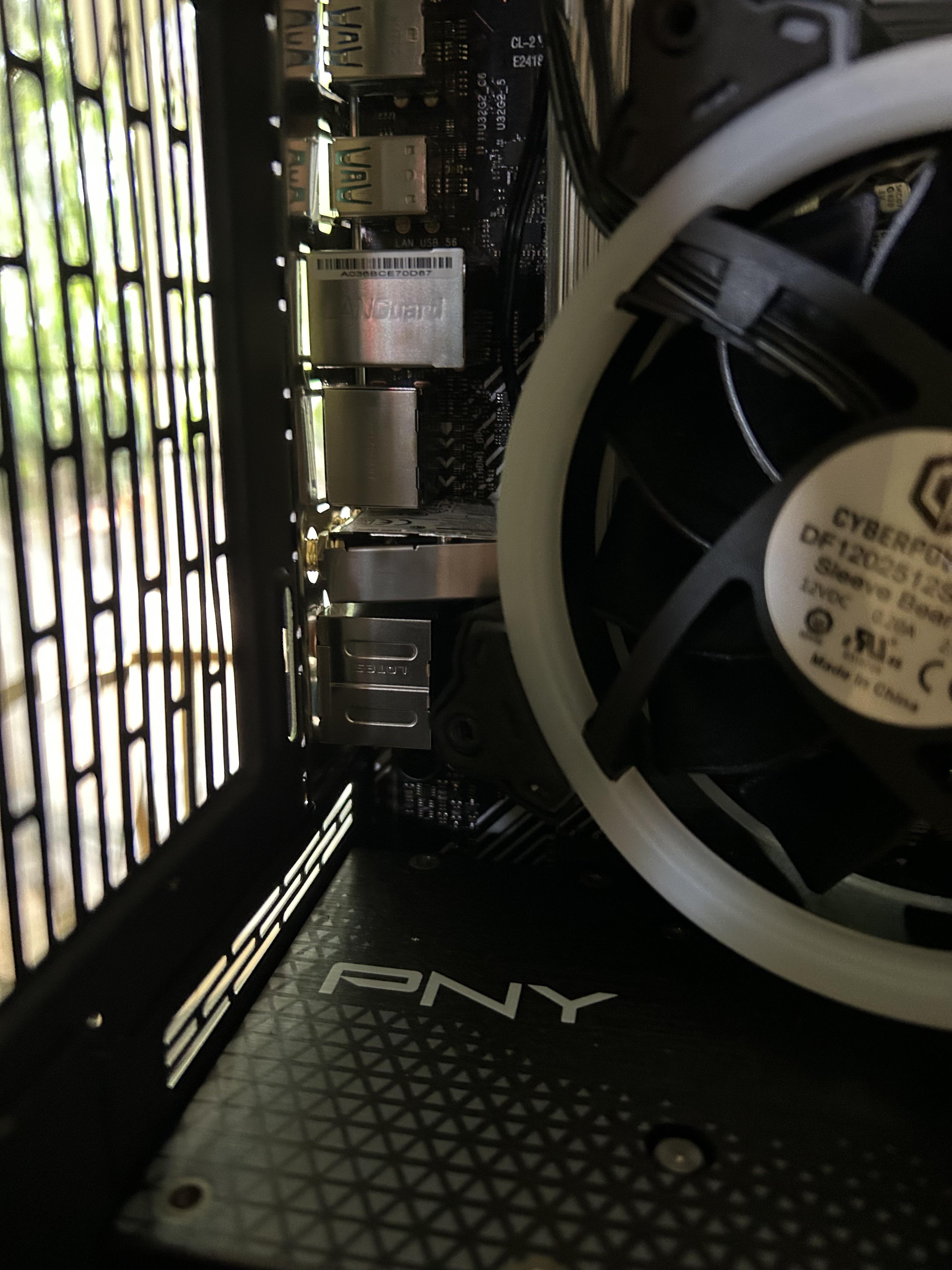 Is this broken? | Scrolller