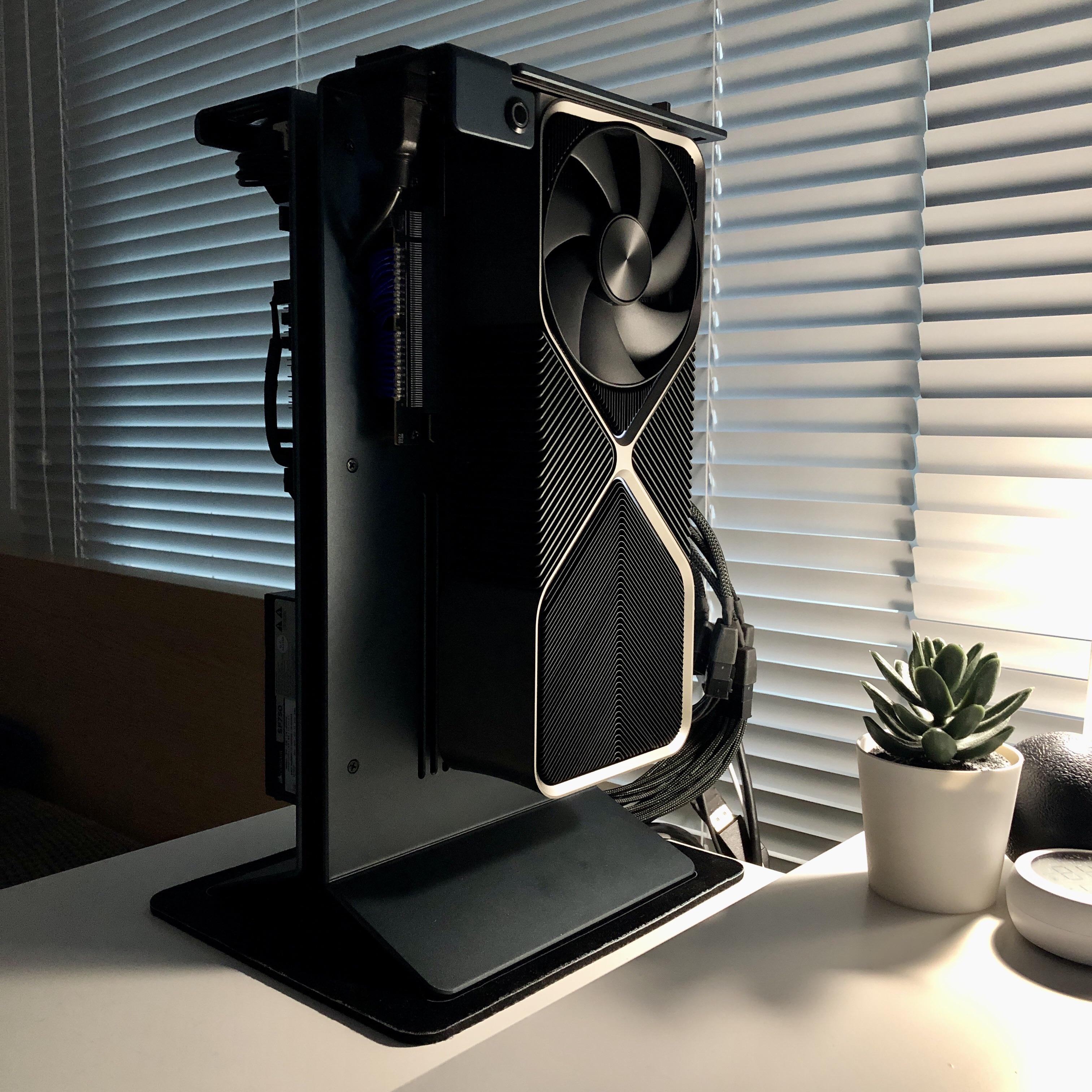 X-Proto L + 4090FE | Scrolller