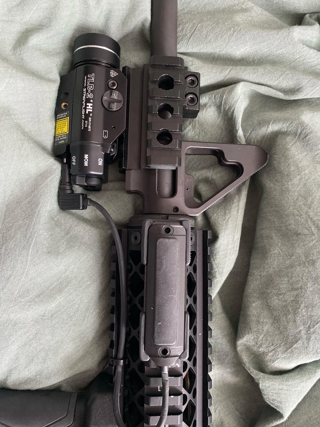 Pressure Pad Mounting | Scrolller