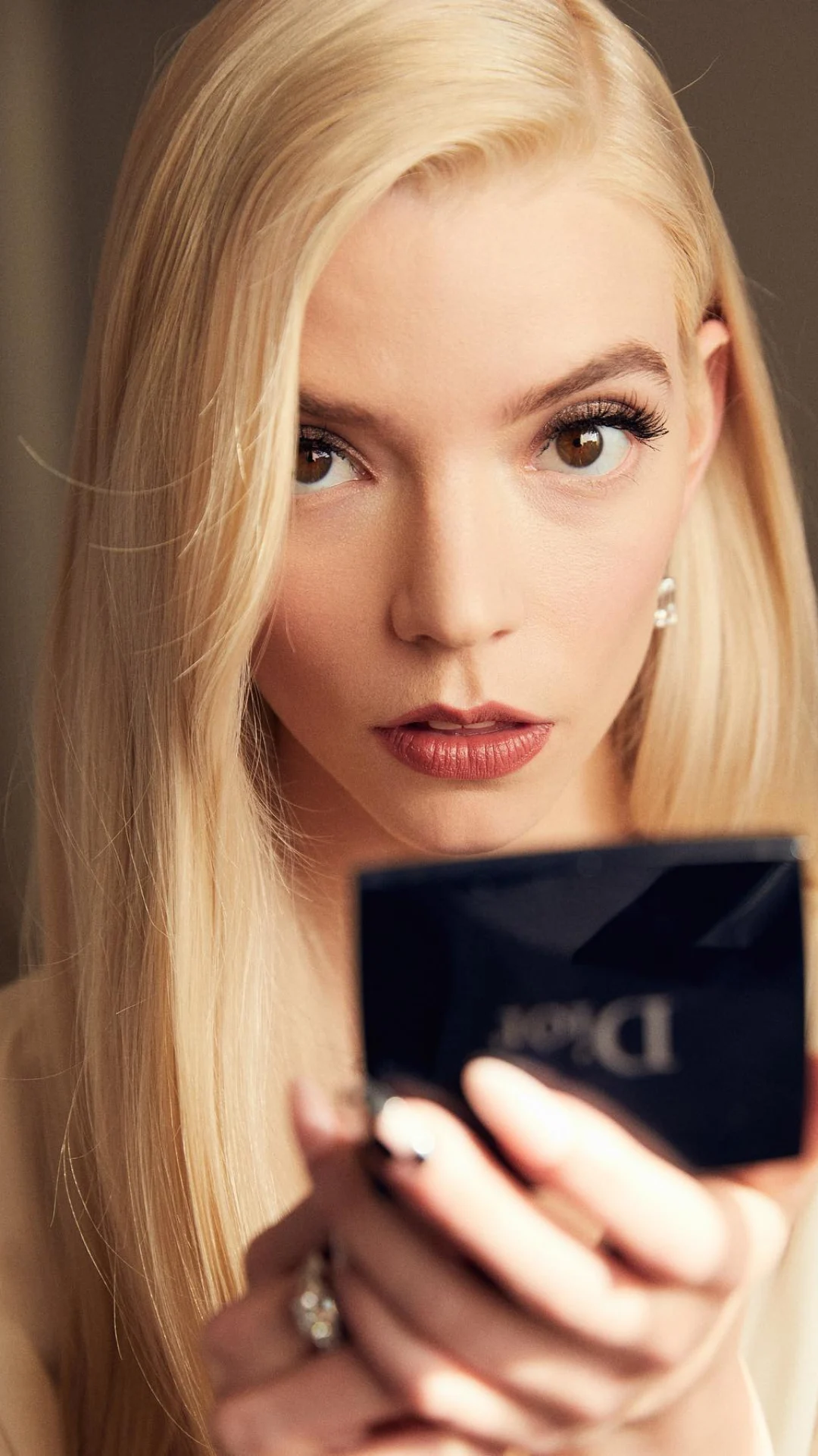 My current phone wallpaper | Scrolller