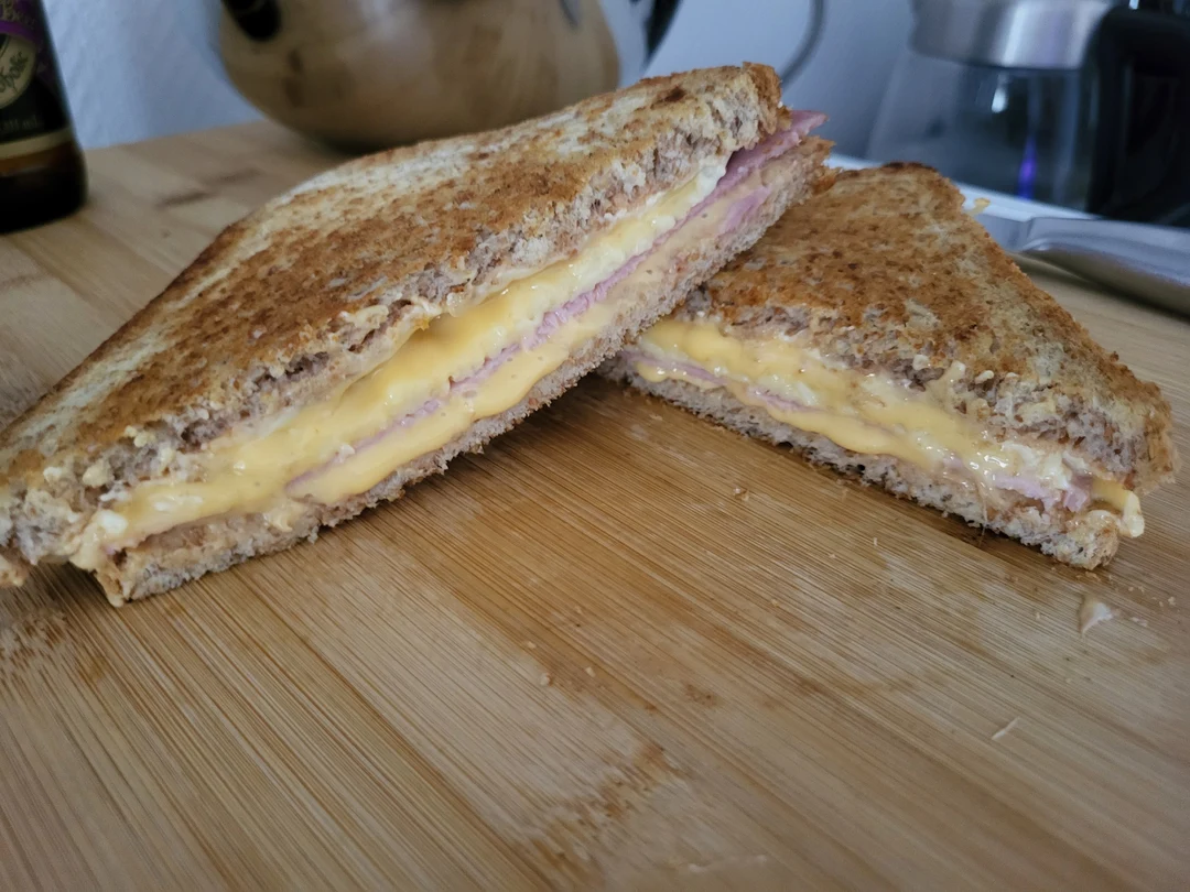 Grilles cheese + ham | Scrolller