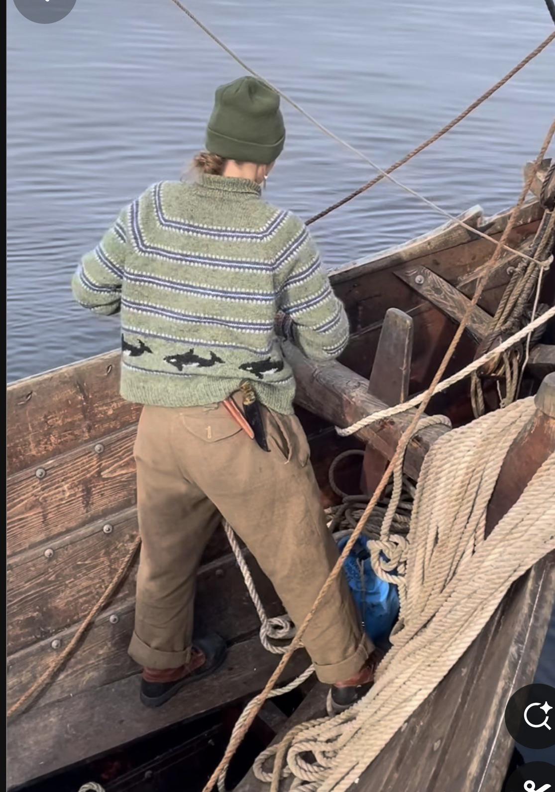 Help me find this pattern? | Scrolller